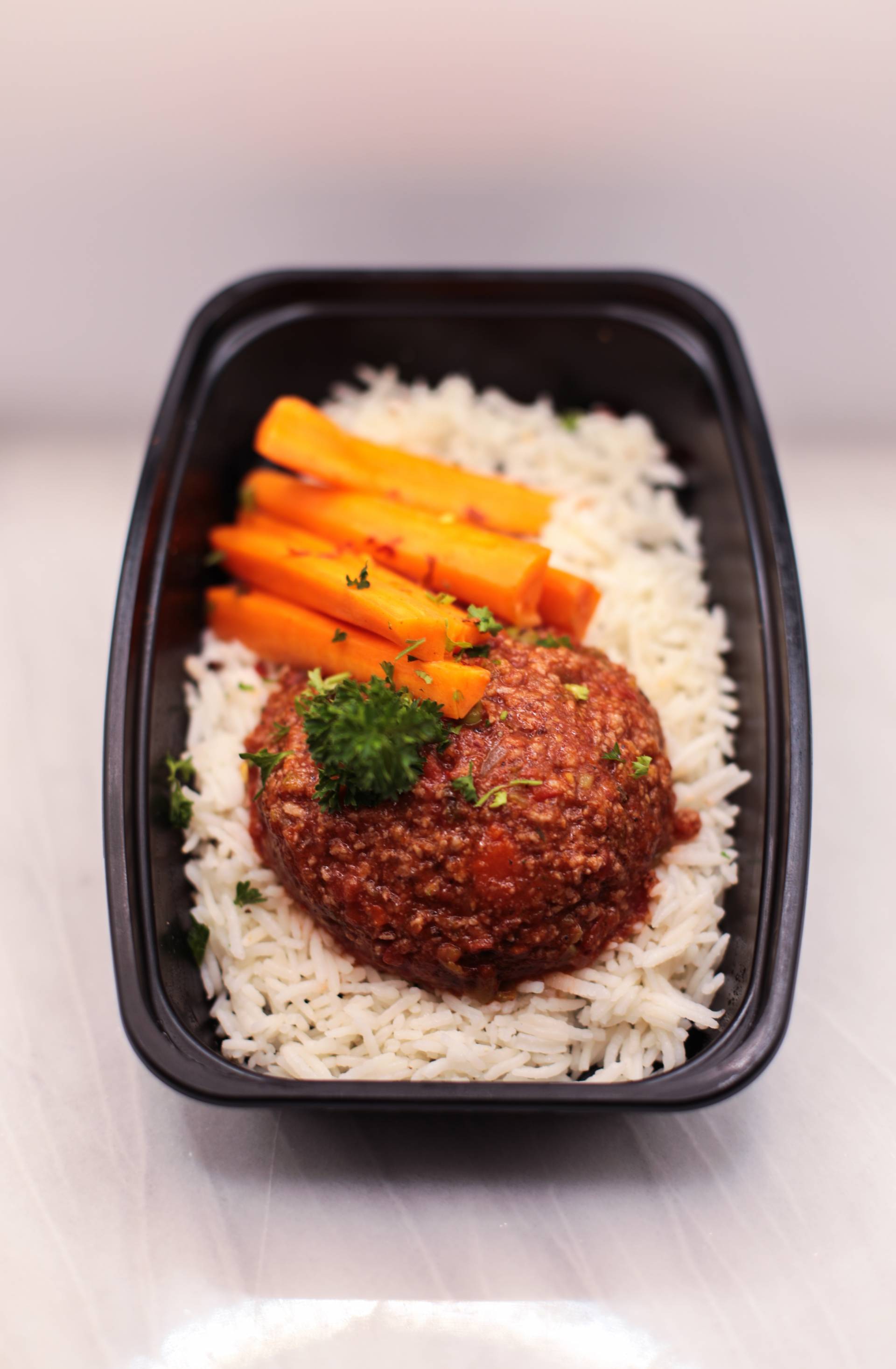 Mild Turkey Chili With White Rice & Carrots - Go Healthy Meal Plan